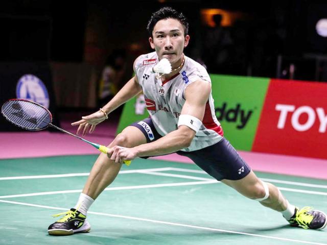 Basic techniques in badminton – The technique of serving the shuttlecock